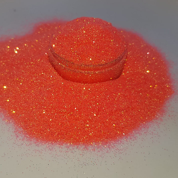 Neon Coral – Te Fraai Clara